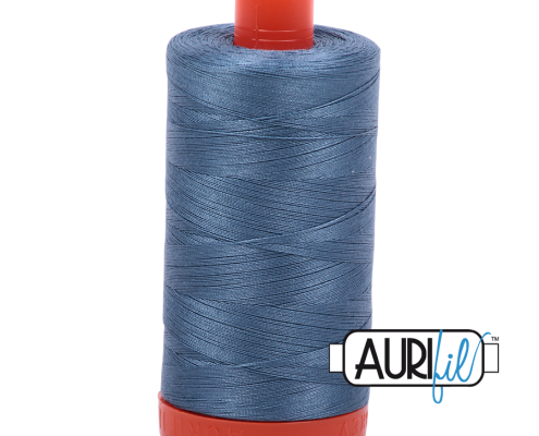 Aurifil. Color chart and samples
